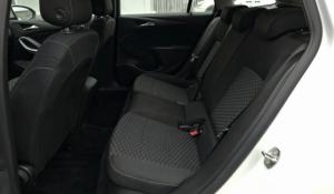 White Opel Astra 2018 in Riga, with an engine capacity of 1.60 L and mileage of 176 thousand km for 7990 €, photo  on AUTOMOTO.COM.LV