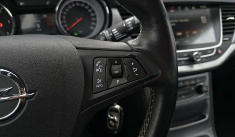 Balts Opel Astra 2018 Rīga, ar dzinēja tilpumu 1.60 L un nobraukumu 176 tūkst. km par 7990 €, foto 9 vietnē AUTOMOTO.COM.LV