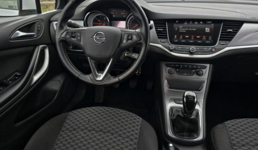 Balts Opel Astra 2018 Rīga, ar dzinēja tilpumu 1.60 L un nobraukumu 176 tūkst. km par 7990 €, foto 17 vietnē AUTOMOTO.COM.LV