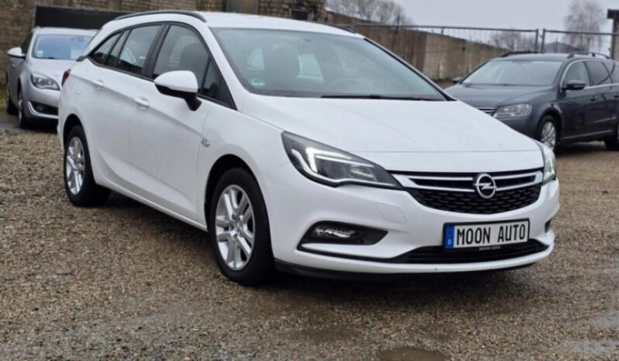 Balts Opel Astra 2018 Rīga, ar dzinēja tilpumu 1.60 L un nobraukumu 176 tūkst. km par 7990 €, foto 24 vietnē AUTOMOTO.COM.LV