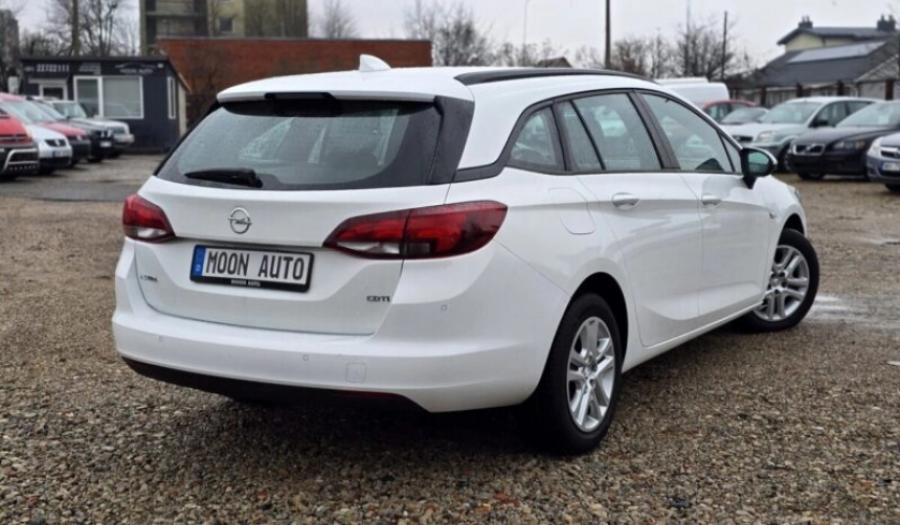 Balts Opel Astra 2018 Rīga, ar dzinēja tilpumu 1.60 L un nobraukumu 176 tūkst. km par 7990 €, foto 26 vietnē AUTOMOTO.COM.LV