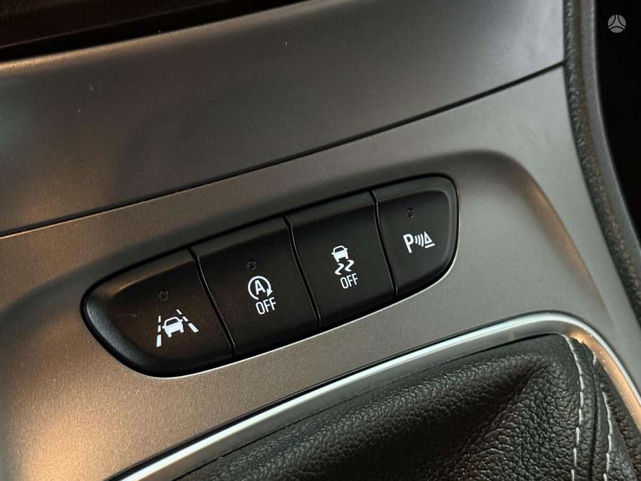 Balts Opel Astra 2018 Kauņa, ar dzinēja tilpumu 1.60 L un nobraukumu 117 tūkst. km par 6350 €, foto 18 vietnē AUTOMOTO.COM.LV