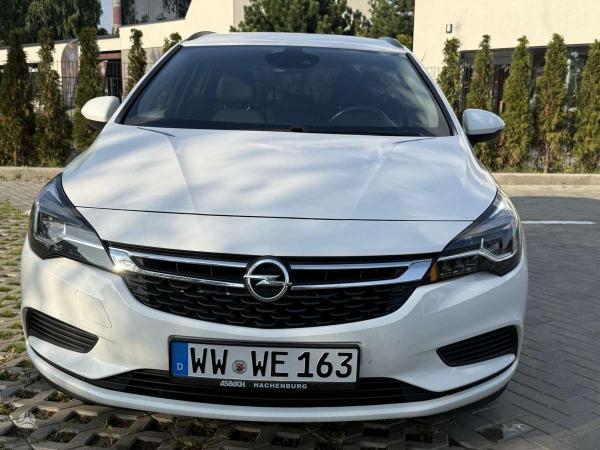 Balts Opel Astra 2018 Kauņa, ar dzinēja tilpumu 1.60 L un nobraukumu 117 tūkst. km par 5950 €, foto 3 vietnē AUTOMOTO.COM.LV