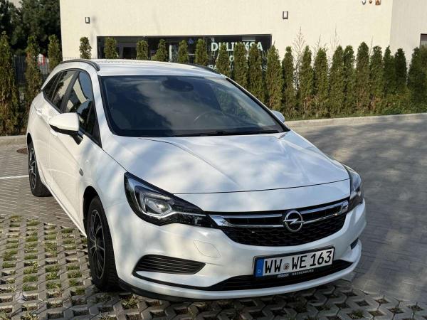 Balts Opel Astra 2018 Kauņa, ar dzinēja tilpumu 1.60 L un nobraukumu 117 tūkst. km par 5950 €, foto 4 vietnē AUTOMOTO.COM.LV