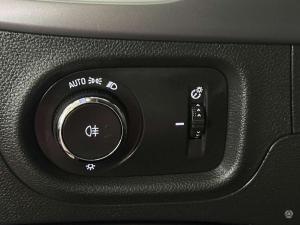 Balts Opel Astra 2018 Kauņa, ar dzinēja tilpumu 1.60 L un nobraukumu 117 tūkst. km par 5950 €, foto 30 vietnē AUTOMOTO.COM.LV