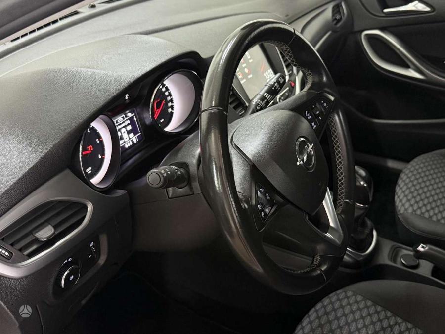 Balts Opel Astra 2018 Kauņa, ar dzinēja tilpumu 1.60 L un nobraukumu 117 tūkst. km par 5950 €, foto 33 vietnē AUTOMOTO.COM.LV