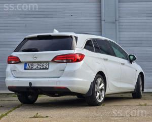 White Opel Astra 2018 in Riga, with an engine capacity of 1.60 L and mileage of 254 thousand km for 6600 €, photo 3 on AUTOMOTO.COM.LV