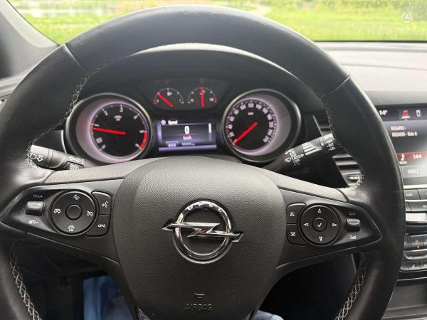 Balts Opel Astra 2018 Utena, ar dzinēja tilpumu 1.60 L un nobraukumu 191 tūkst. km par 6650 €, foto 9 vietnē AUTOMOTO.COM.LV