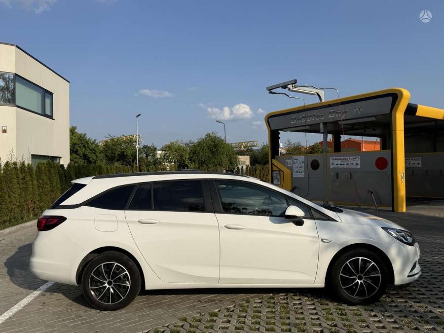 Белый Опель Астра 2018 в Каунас, объемом двигателя 1.60 л и пробегом 120 тыс. км за 6200 €, фото 7 на AUTOMOTO.COM.LV