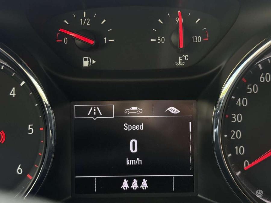 Белый Опель Астра 2018 в Каунас, объемом двигателя 1.60 л и пробегом 120 тыс. км за 6200 €, фото 20 на AUTOMOTO.COM.LV