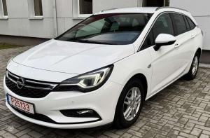 White Opel Astra 2019 in Kedainiai, with an engine capacity of 1.60 L and mileage of 167 thousand km for 6655 €, photo 2 on AUTOMOTO.COM.LV