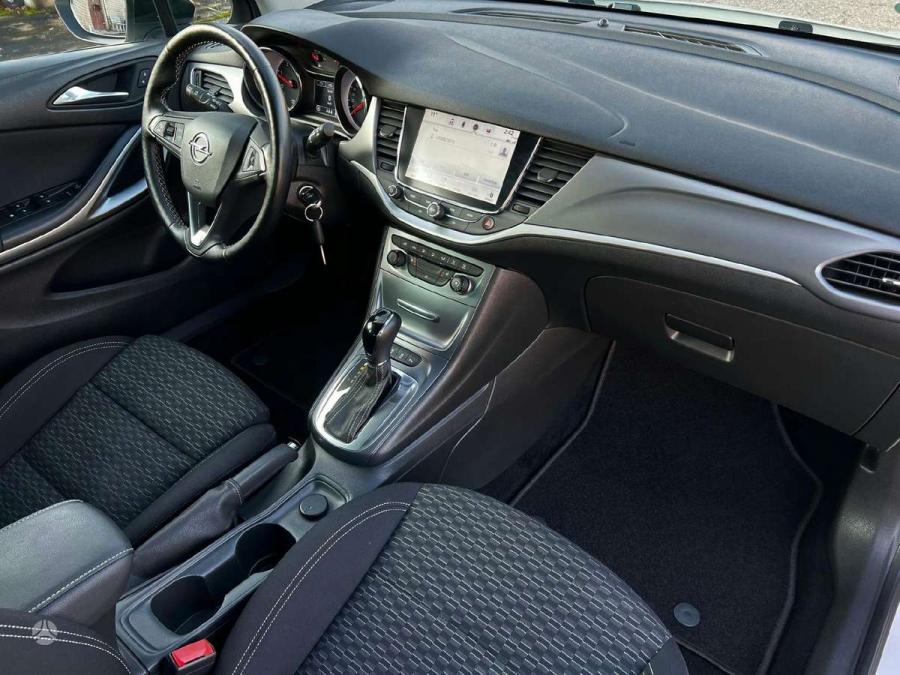Balts Opel Astra 2019 Utena, ar dzinēja tilpumu 1.60 L un nobraukumu 264 tūkst. km par 7400 €, foto 14 vietnē AUTOMOTO.COM.LV