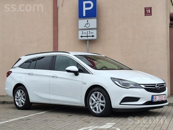 White Opel Astra 2019 in Jelgava, with an engine capacity of 1.60 L and mileage of 186 thousand km for 6790 €, photo 6 on AUTOMOTO.COM.LV