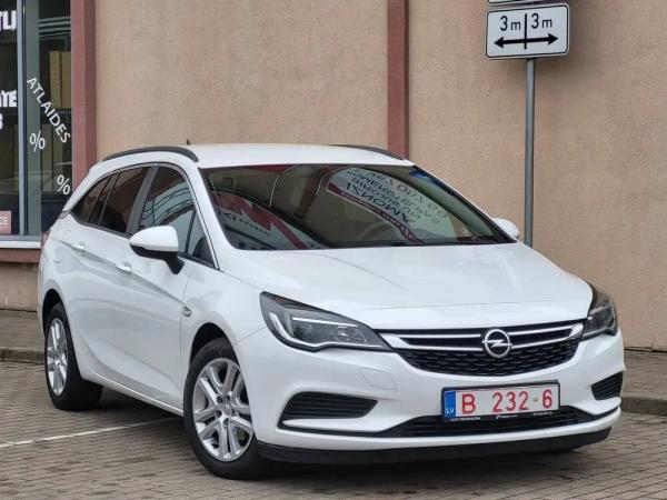 White Opel Astra 2019 in Jelgava, with an engine capacity of 1.60 L and mileage of 186 thousand km for 6790 €, photo 8 on AUTOMOTO.COM.LV