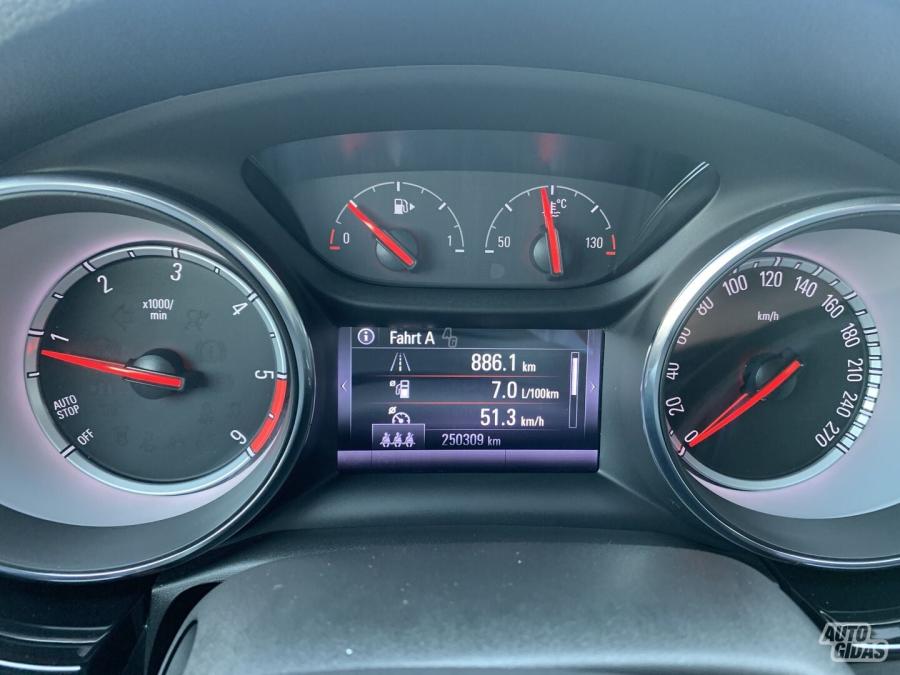 Balts Opel Astra 2019 Kauņa, ar dzinēja tilpumu 1.60 L un nobraukumu 250 tūkst. km par 6999 €, foto 21 vietnē AUTOMOTO.COM.LV