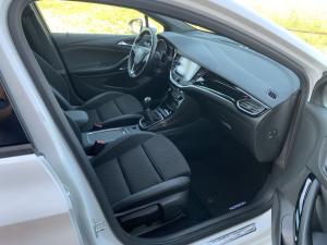 Balts Opel Astra 2019 Kauņa, ar dzinēja tilpumu 1.60 L un nobraukumu 250 tūkst. km par 6999 €, foto 32 vietnē AUTOMOTO.COM.LV