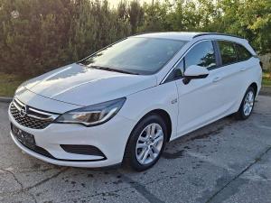 White Opel Astra 2019 in Ukmerge, with an engine capacity of 1.00 L and mileage of 154 thousand km for 5950 €, photo  on AUTOMOTO.COM.LV