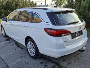 White Opel Astra 2019 in Ukmerge, with an engine capacity of 1.00 L and mileage of 154 thousand km for 5950 €, photo 6 on AUTOMOTO.COM.LV