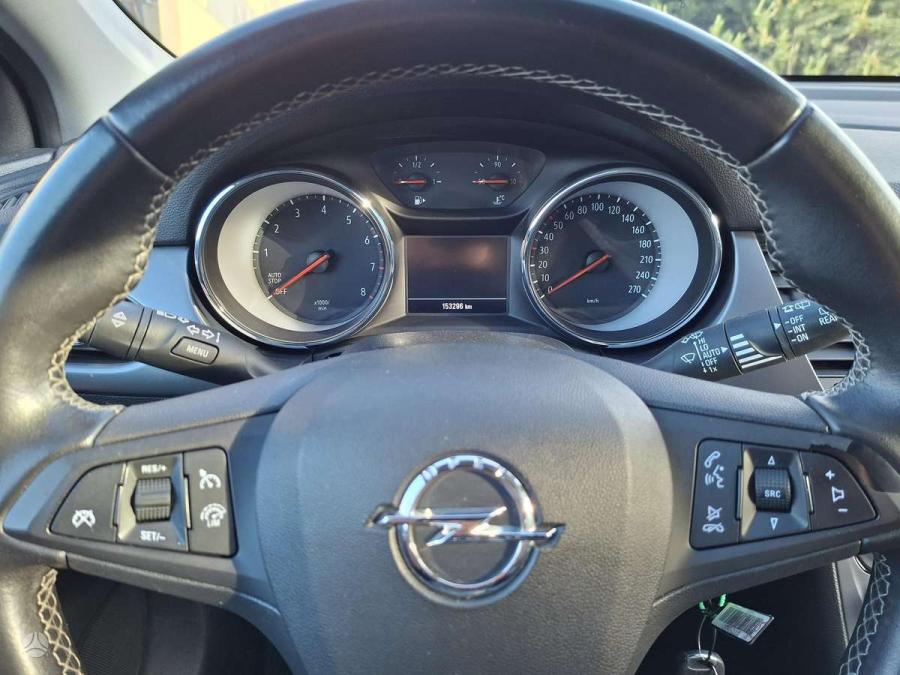 White Opel Astra 2019 in Ukmerge, with an engine capacity of 1.00 L and mileage of 154 thousand km for 5950 €, photo 8 on AUTOMOTO.COM.LV