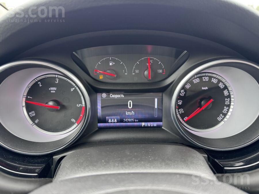 White Opel Astra 2019 in Riga, with an engine capacity of 1.60 L and mileage of 0 thousand km for 6950 €, photo 15 on AUTOMOTO.COM.LV