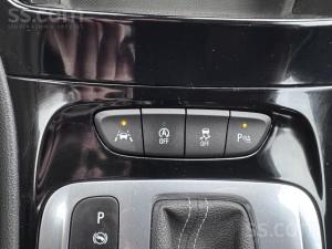 White Opel Astra 2019 in Riga, with an engine capacity of 1.60 L and mileage of 0 thousand km for 6950 €, photo 21 on AUTOMOTO.COM.LV