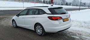 White Opel Astra 2020 in Kaunas, with an engine capacity of 1.20 L and mileage of 164 thousand km for 5450 €, photo 4 on AUTOMOTO.COM.LV