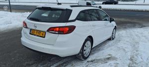 White Opel Astra 2020 in Kaunas, with an engine capacity of 1.20 L and mileage of 164 thousand km for 5450 €, photo 7 on AUTOMOTO.COM.LV
