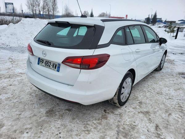 White Opel Astra 2020 in Taurage, with an engine capacity of 1.50 L and mileage of 174 thousand km for 5500 €, photo 6 on AUTOMOTO.COM.LV