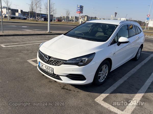 White Opel Astra 2020 in Riga, with an engine capacity of 1.50 L and mileage of 101 thousand km for 9100 €, photo 6 on AUTOMOTO.COM.LV