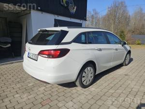 Balts Opel Astra 2020 Cēsis, ar dzinēja tilpumu 1.20 L un nobraukumu 189 tūkst. km par 7000 €, foto 5 vietnē AUTOMOTO.COM.LV
