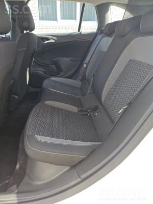 Balts Opel Astra 2020 Cēsis, ar dzinēja tilpumu 1.20 L un nobraukumu 189 tūkst. km par 7000 €, foto 9 vietnē AUTOMOTO.COM.LV