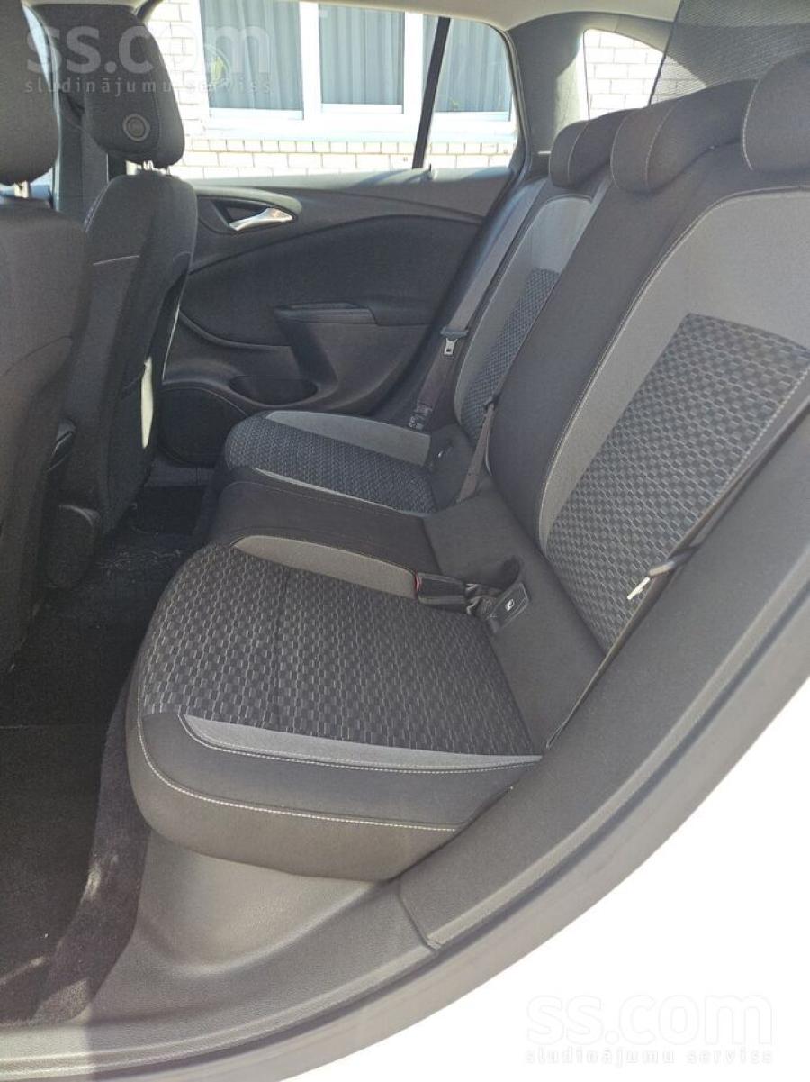 Balts Opel Astra 2020 Cēsis, ar dzinēja tilpumu 1.20 L un nobraukumu 189 tūkst. km par 7000 €, foto 9 vietnē AUTOMOTO.COM.LV