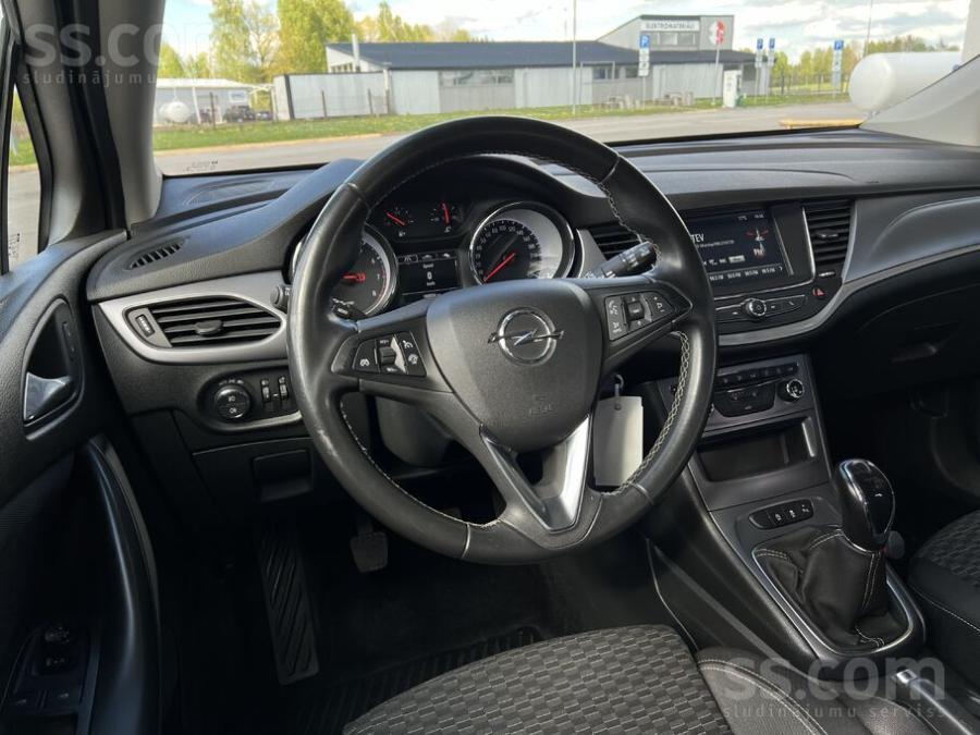 Balts Opel Astra 2020 Cēsis, ar dzinēja tilpumu 1.20 L un nobraukumu 190 tūkst. km par 7500 €, foto 8 vietnē AUTOMOTO.COM.LV