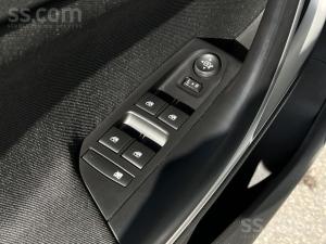 Balts Opel Astra 2020 Cēsis, ar dzinēja tilpumu 1.20 L un nobraukumu 190 tūkst. km par 7500 €, foto 21 vietnē AUTOMOTO.COM.LV