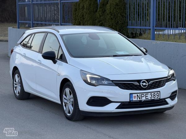 White Opel Astra 2021 in Vilnius, with an engine capacity of 1.50 L and mileage of 117 thousand km for 9000 €, photo 8 on AUTOMOTO.COM.LV
