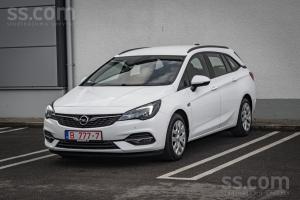 White Opel Astra 2021 in Riga, with an engine capacity of 1.50 L and mileage of 151 thousand km for 9450 €, photo  on AUTOMOTO.COM.LV