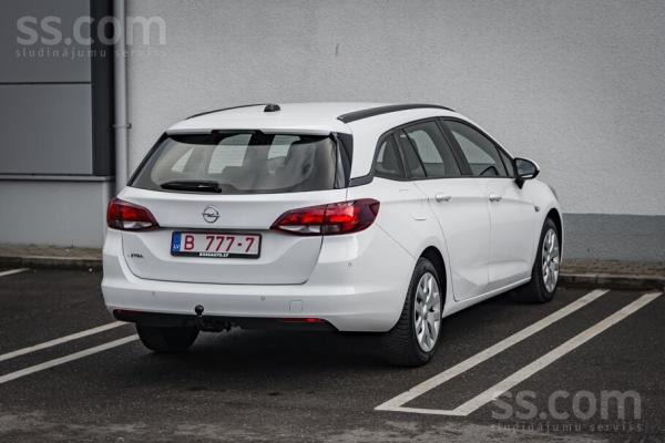 Balts Opel Astra 2021 Rīga, ar dzinēja tilpumu 1.50 L un nobraukumu 151 tūkst. km par 9450 €, foto 4 vietnē AUTOMOTO.COM.LV