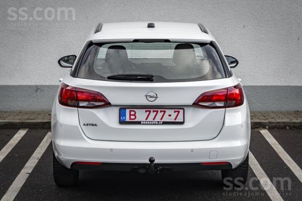 Balts Opel Astra 2021 Rīga, ar dzinēja tilpumu 1.50 L un nobraukumu 151 tūkst. km par 9450 €, foto 5 vietnē AUTOMOTO.COM.LV
