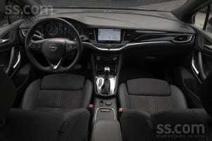 White Opel Astra 2021 in Jelgava, with an engine capacity of 1.40 L and mileage of 156 thousand km for 10900 €, photo 9 on AUTOMOTO.COM.LV