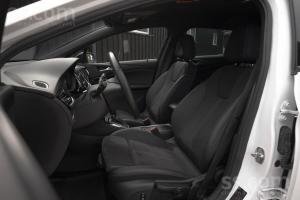 White Opel Astra 2021 in Jelgava, with an engine capacity of 1.40 L and mileage of 156 thousand km for 10900 €, photo 16 on AUTOMOTO.COM.LV