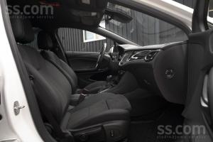 White Opel Astra 2021 in Jelgava, with an engine capacity of 1.40 L and mileage of 156 thousand km for 10900 €, photo 17 on AUTOMOTO.COM.LV