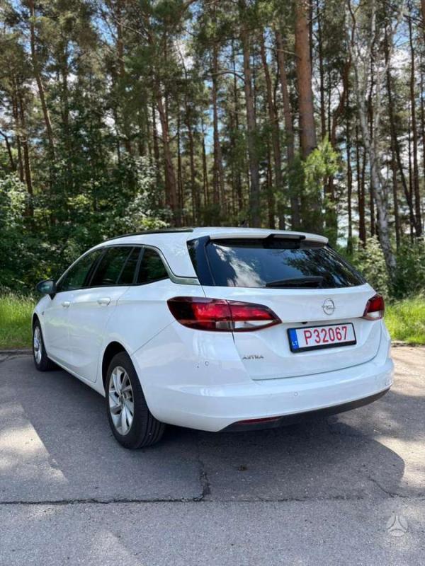 White Opel Astra 2021 in Klaipeda, with an engine capacity of 1.50 L and mileage of 54 thousand km for 11500 €, photo 3 on AUTOMOTO.COM.LV