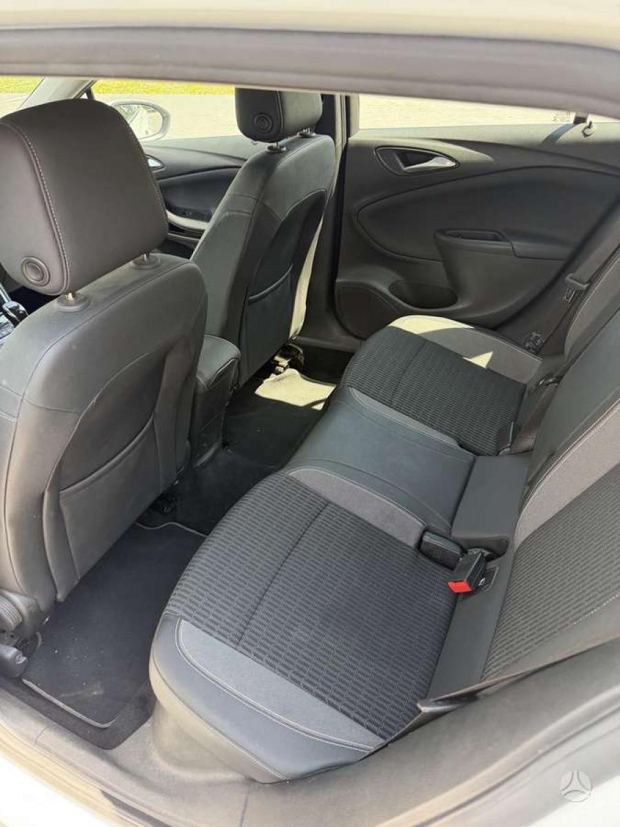 Balts Opel Astra 2021 Kauņa, ar dzinēja tilpumu 1.50 L un nobraukumu 225 tūkst. km par 3499 €, foto 12 vietnē AUTOMOTO.COM.LV