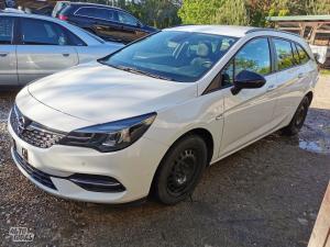 White Opel Astra 2021 in Kaunas, with an engine capacity of 1.50 L and mileage of 145 thousand km for 3900 €, photo 8 on AUTOMOTO.COM.LV