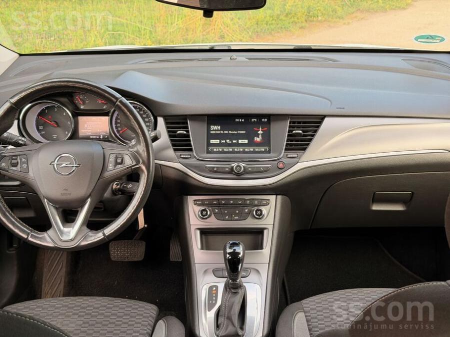 White Opel Astra 2021 in Riga, with an engine capacity of 1.60 L and mileage of 181 thousand km for 6950 €, photo 11 on AUTOMOTO.COM.LV