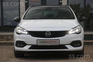 White Opel Astra 2021 in Tukums, with an engine capacity of 1.50 L and mileage of 144 thousand km for 9450 €, photo 4 on AUTOMOTO.COM.LV