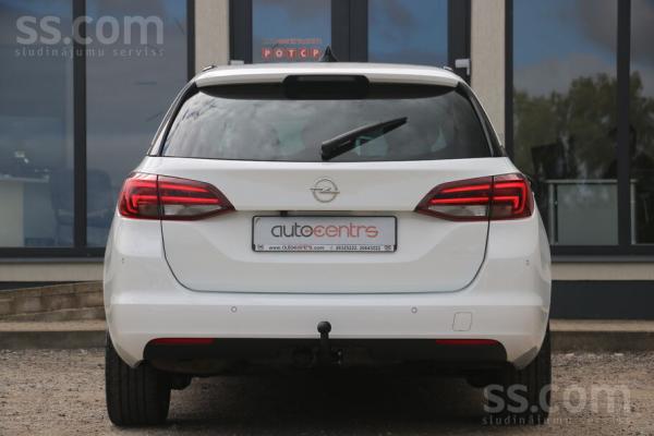 White Opel Astra 2021 in Tukums, with an engine capacity of 1.50 L and mileage of 144 thousand km for 9450 €, photo 7 on AUTOMOTO.COM.LV
