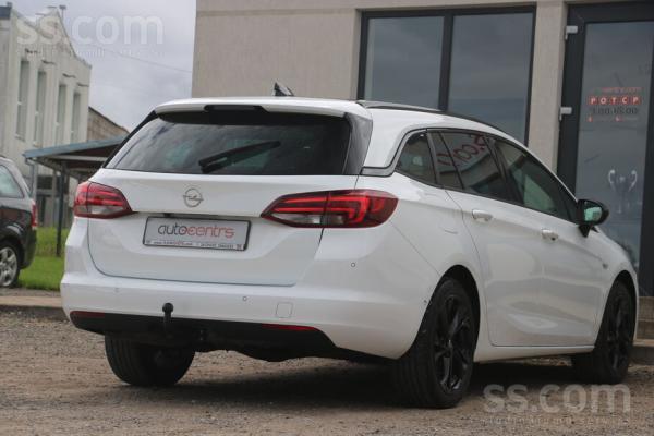 White Opel Astra 2021 in Tukums, with an engine capacity of 1.50 L and mileage of 144 thousand km for 9450 €, photo 8 on AUTOMOTO.COM.LV