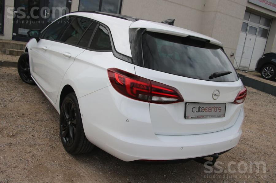 White Opel Astra 2021 in Tukums, with an engine capacity of 1.50 L and mileage of 144 thousand km for 9450 €, photo 10 on AUTOMOTO.COM.LV