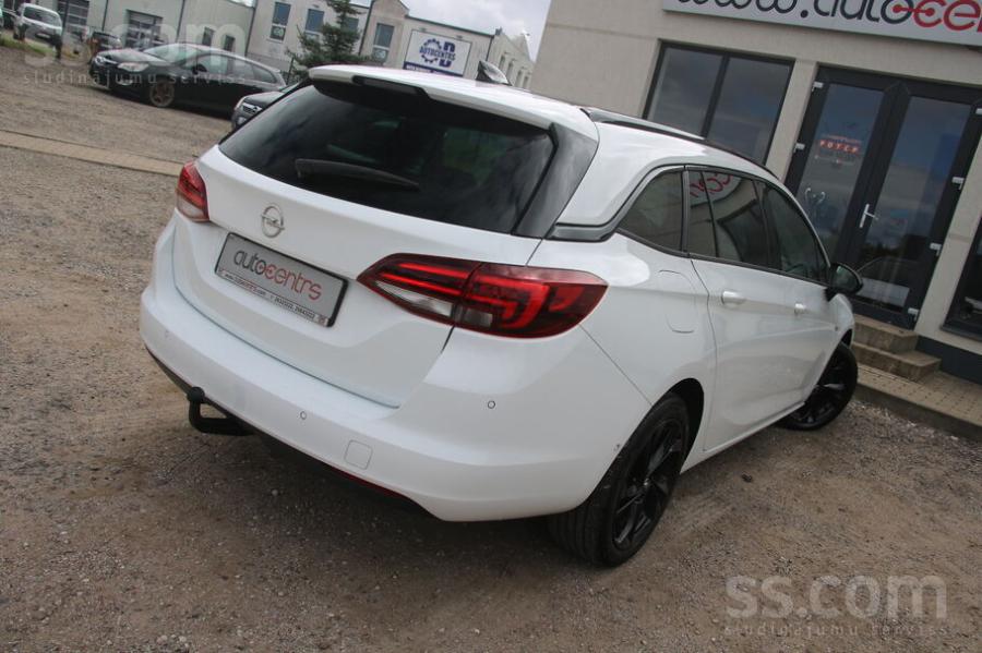 White Opel Astra 2021 in Tukums, with an engine capacity of 1.50 L and mileage of 144 thousand km for 9450 €, photo 11 on AUTOMOTO.COM.LV